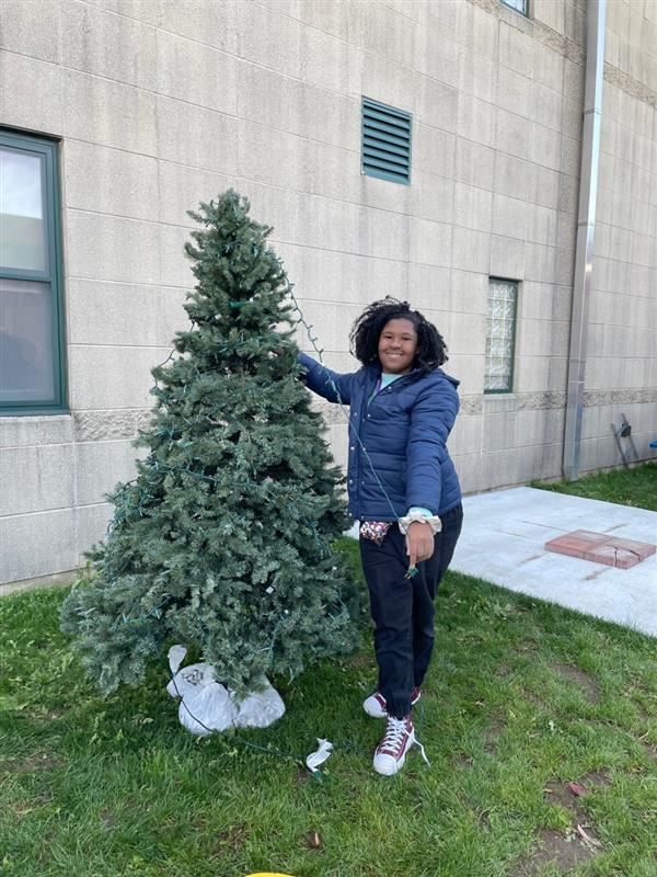 BHMS Transforms School Courtyard into Winter Wonderland